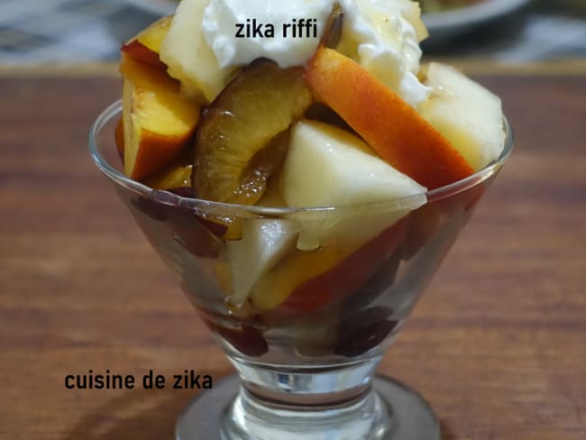 Recette SALADE DE FRUITS D’ÉTÉ ET CHANTILLY EN VERRINES