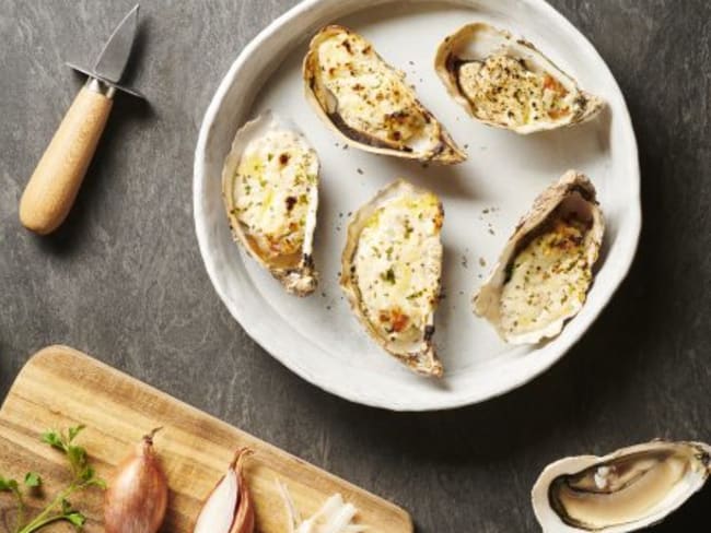 Huîtres creuses de Cancale gratinées à la crème et aux échalotes ...