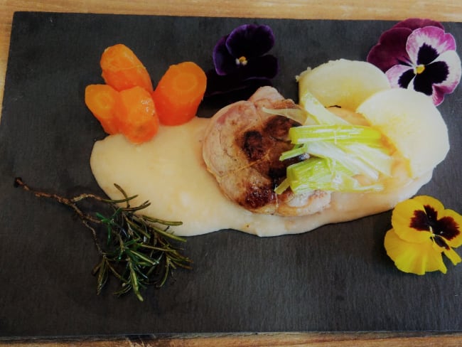 Recette Filet d'agneau sur son lit de haricots blancs et son duo de ...
