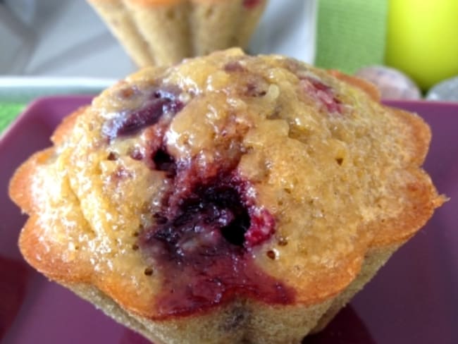 Un moelleux aux pistaches et aux fruits rouges - Recette par Sweet Kwisine
