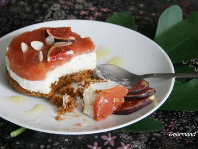 Entremet mousse au fromage blanc mi figue-mi amande - Recette par ...