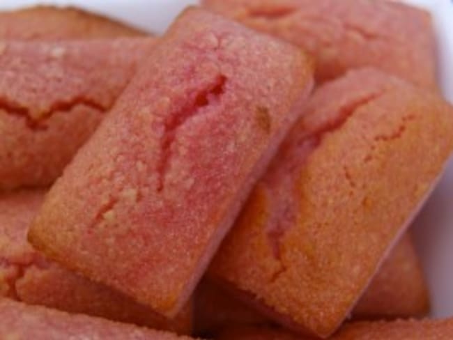 Financiers à la fraise Tagada - Recette par La p'tite cuisine de Pauline