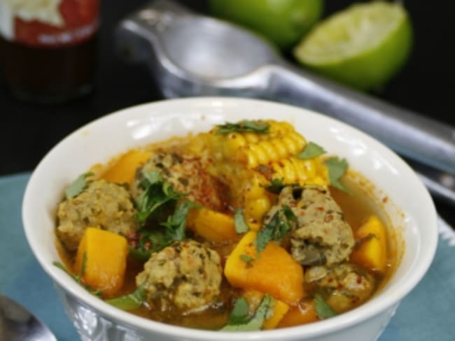 Recette Soupe aux boulettes de viande, coriandre, potimarron, citron et ...