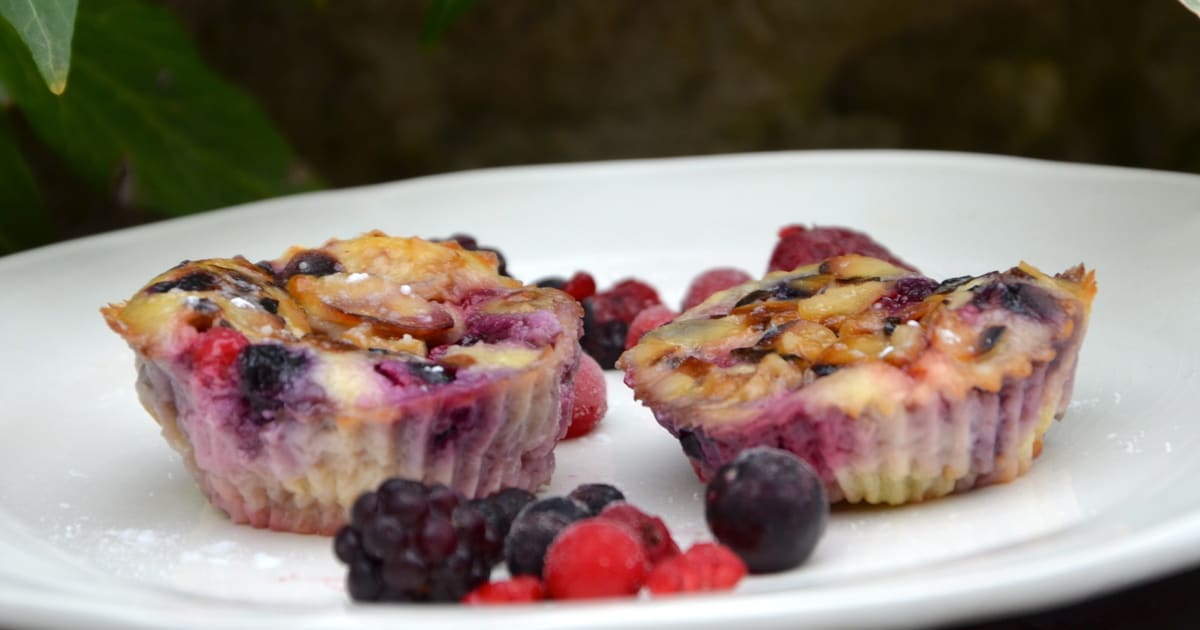 Clafoutis aux fruits rouges et amandes - Recette par La p'tite cuisine ...