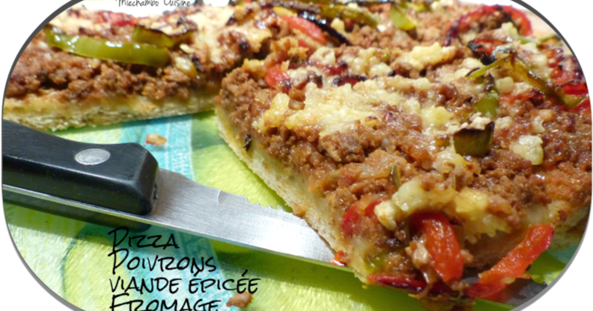 Pizza à la viande épicée - Recette par Miechambo Cuisine
