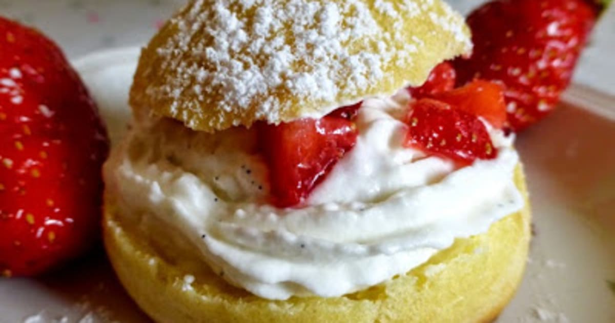 Petits choux vanille fraises by Chef Simon - Recette par les mets tissés