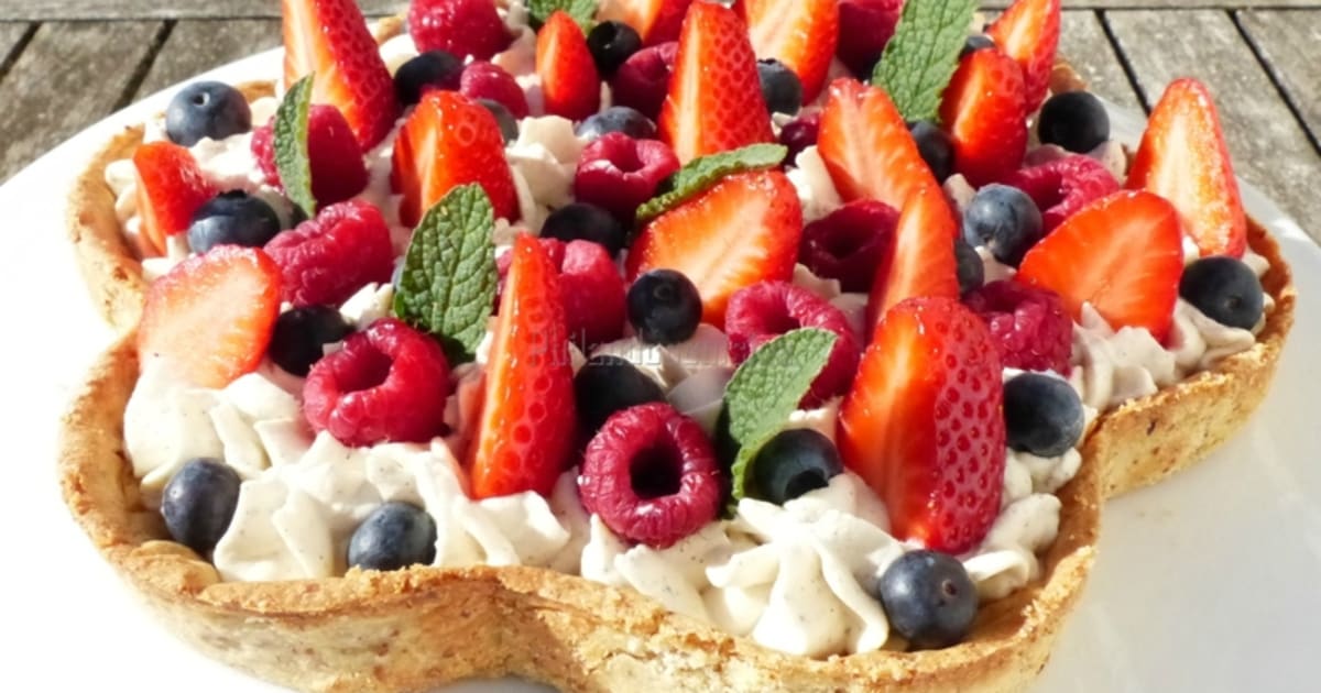 Tarte aux fruits rouges, crème vanillée au mascarpone - Recette par ...