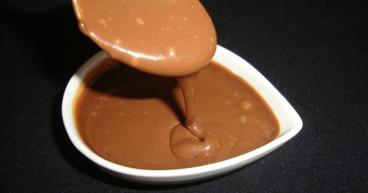 Sauce Nutella - Recette par ça ne sent pas un peu le brûlé là?