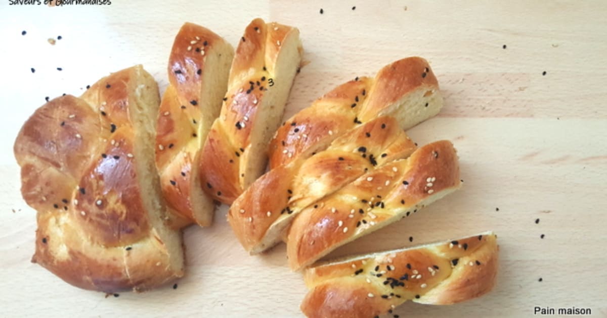 Pain maison tressé 4 branches. - Recette par Nadji