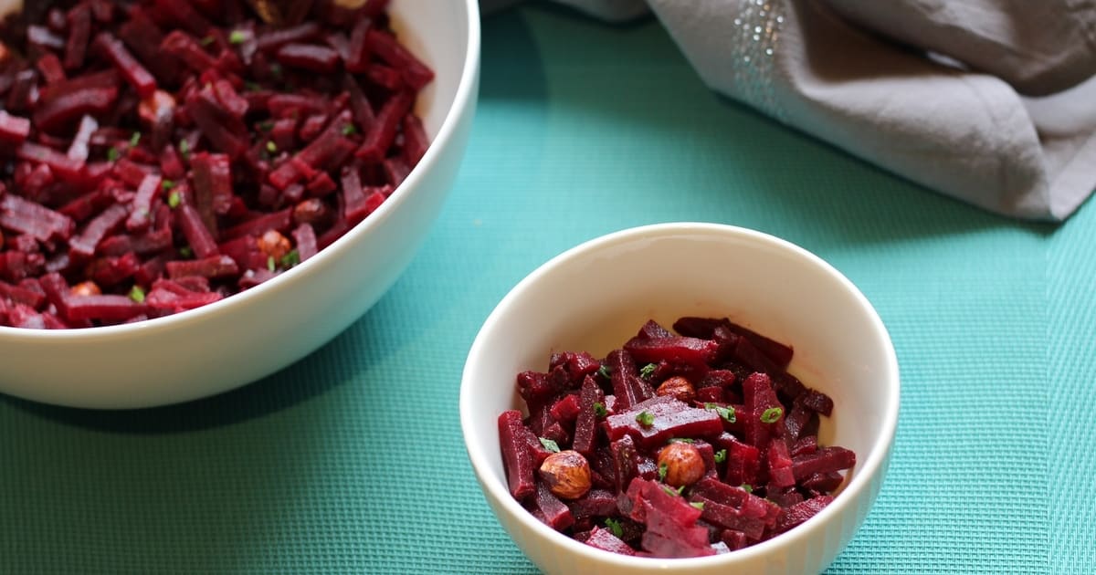 Salade de betteraves aux éclats de noisettes - Recette par chezcachou