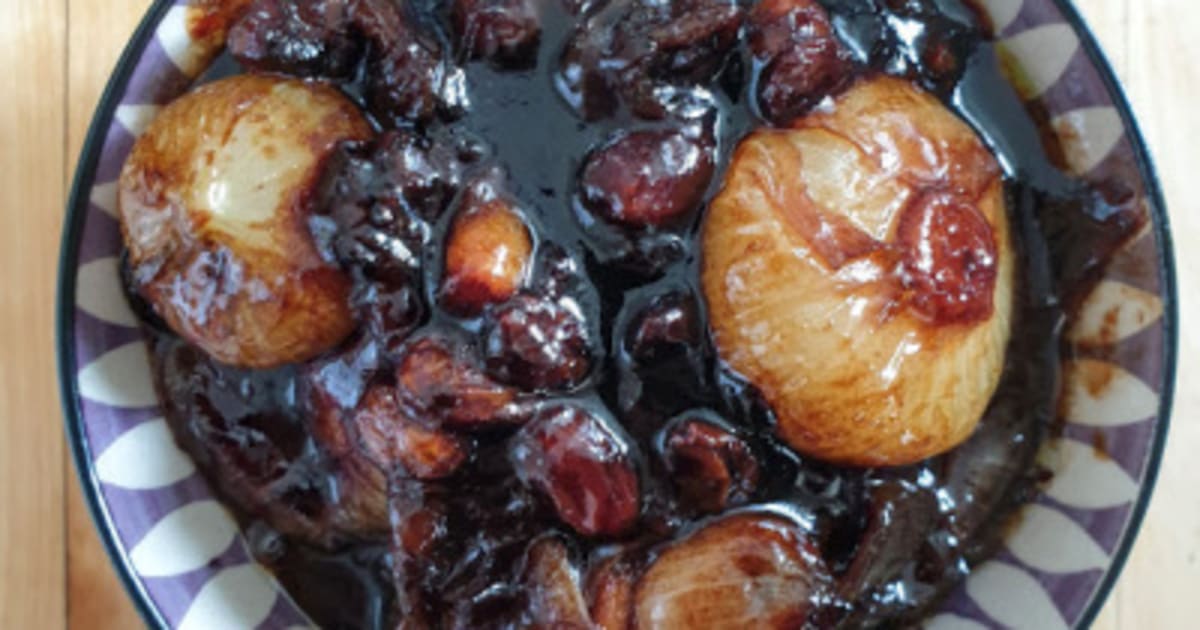 Compote d’oignons nouveaux en aigre-doux our accompagner fromages et ...