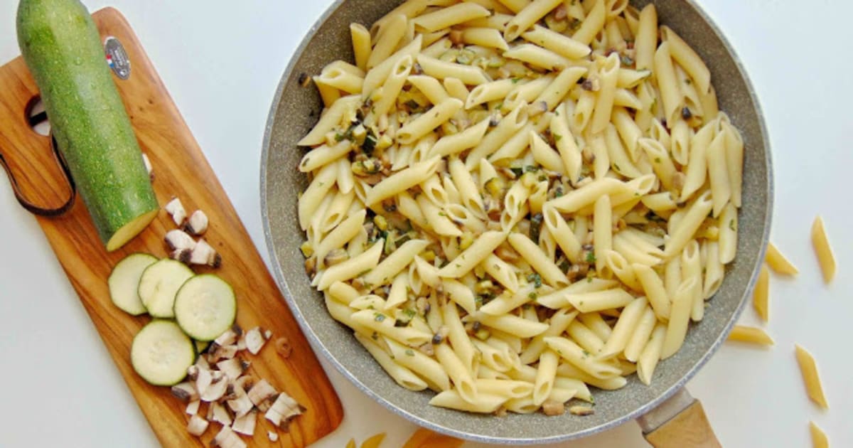 Pâtes aux courgettes et aux champignons - Recette par L'Italie dans ma ...