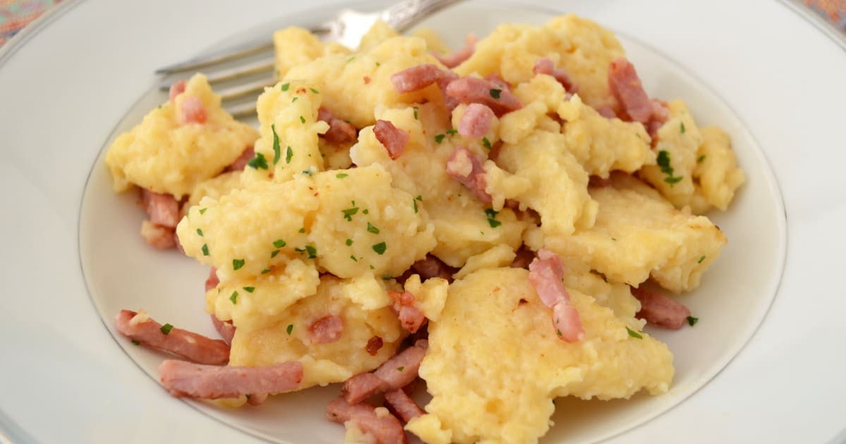 Kaesknepfle ou les gnocchis alsaciens au fromage blanc - Recette par ...