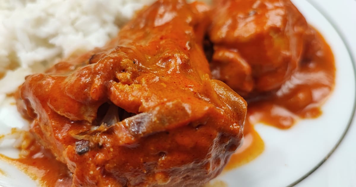 Queue de lotte à la provençale, tomate, crème fraîche et vin blanc ...