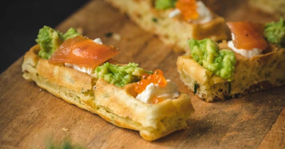 Mini gaufres salées truite et guacamole pour l'apéritif - Recette par ...