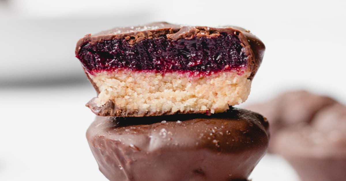 Bouchées aux fruits rouges et chocolat noir vegan sans cuisson ...