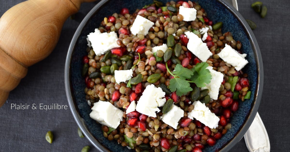 Salade de lentilles croquante, grenade, pistaches et feta - Recette par ...