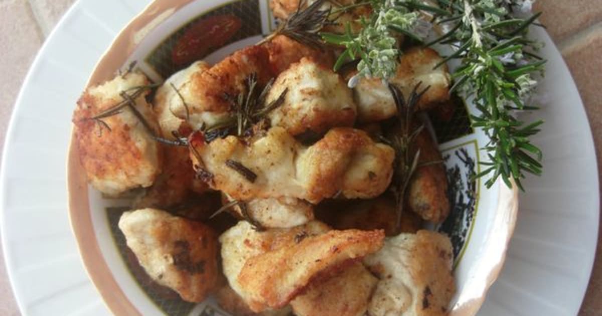 Petits cubes de poulet en sauce citronnée - Recette par la conque d'or