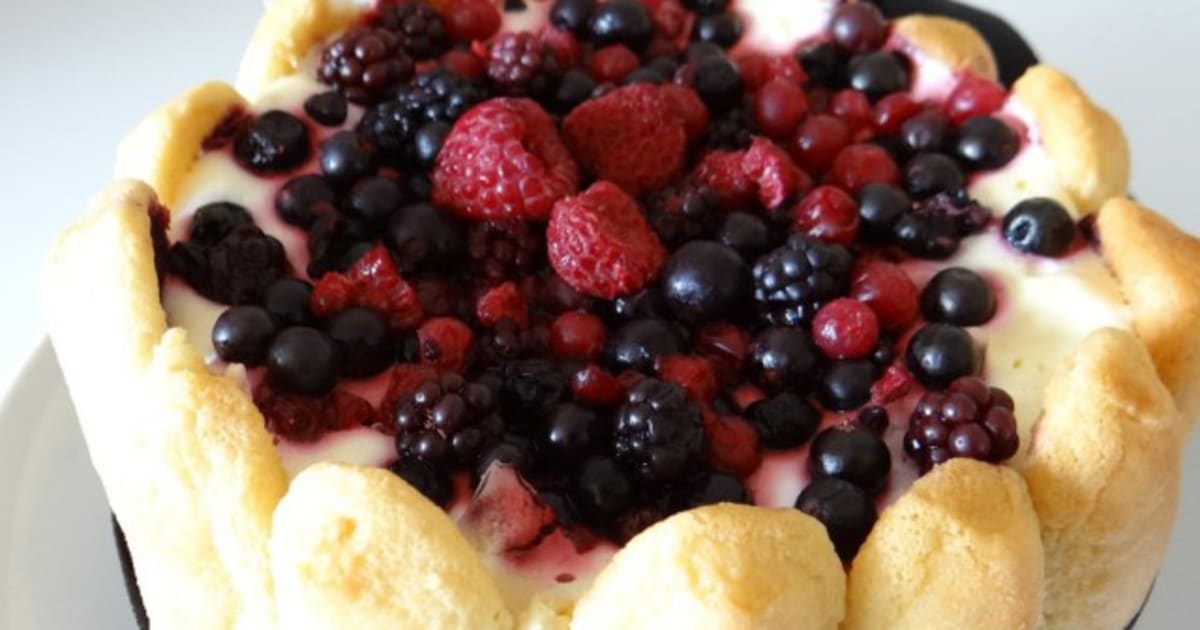 Charlotte aux fruits rouges - Recette par Les délices de Letiss
