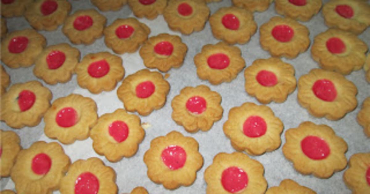 Petits fours sablés à la confiture - Recette par Afechkou