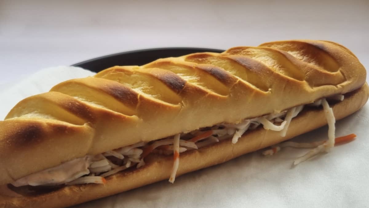 Surimi rolls : une alternative économique aux lobster rolls - Recette ...