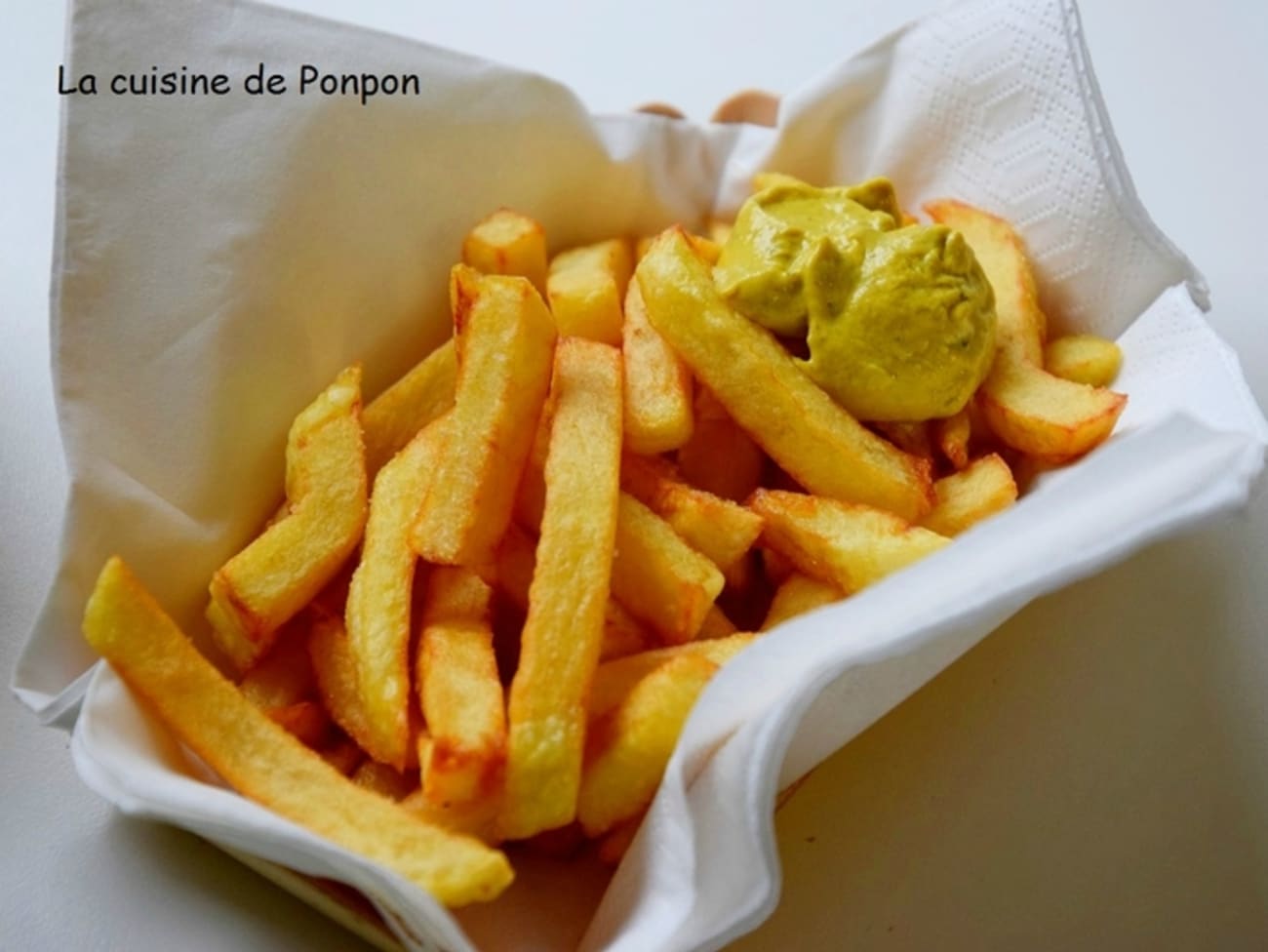 Des frites maison croustillantes et légères - Recette par miamponpon