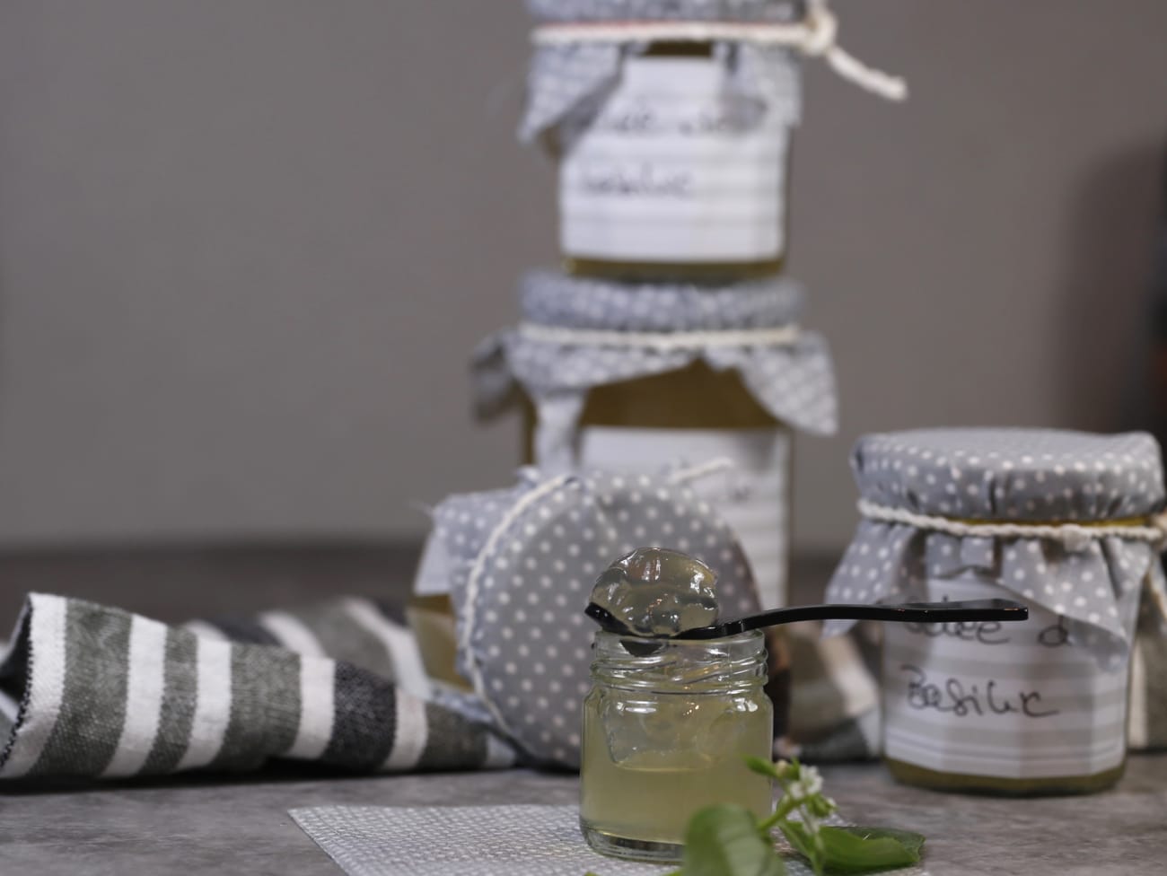 Gelée de basilic - Recette par épicétout