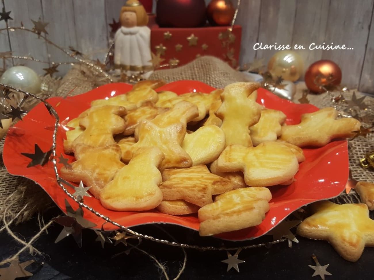Petits biscuits Bredele de Noël au beurre - Recette par Clarisse en Cuisine