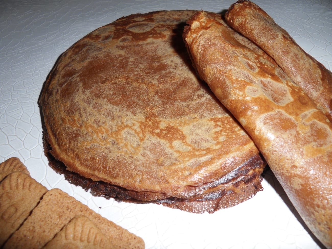 Crêpes aux biscuits spéculoos - Recette par ça ne sent pas un peu le ...