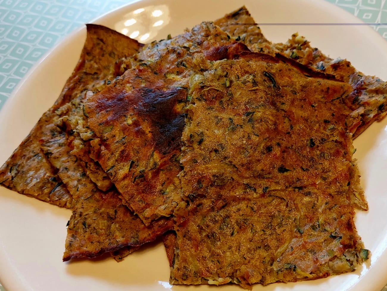 Galettes Farinata à la courgette et à la sauge - Recette par La bonne ...