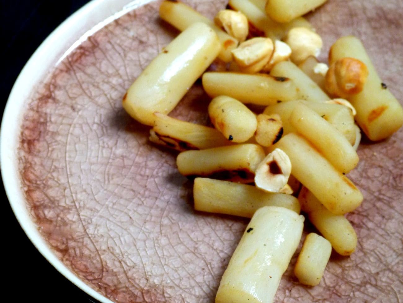 Légumes pour les petits : salsifis poêlés à la noisette - Recette par ...