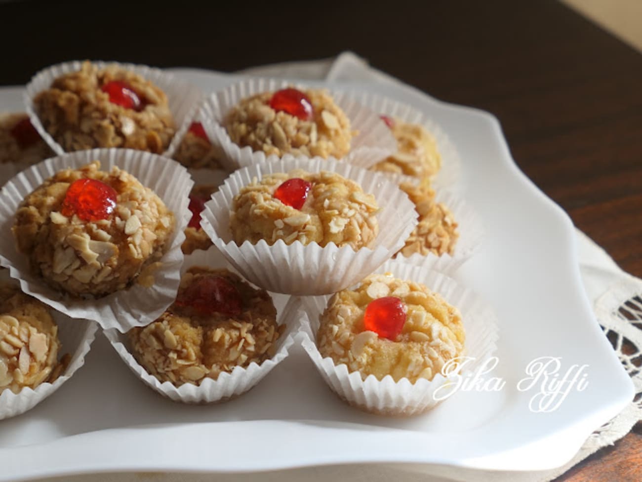 Mchawek ou mchewek : des gâteaux traditionnels algériens aux amandes ...