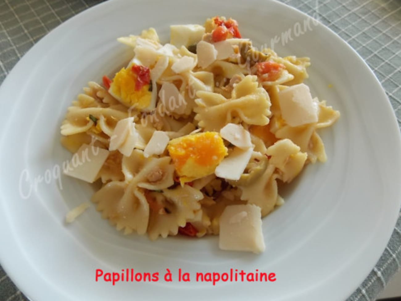 PâTES PAPILLONS à la NAPOLITAINE - Recette par Croquant - Fondant ...