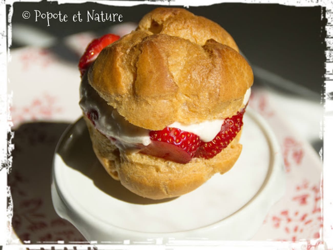 Choux aux fraises et à la mousse de pêche - Recette par Popote et Nature