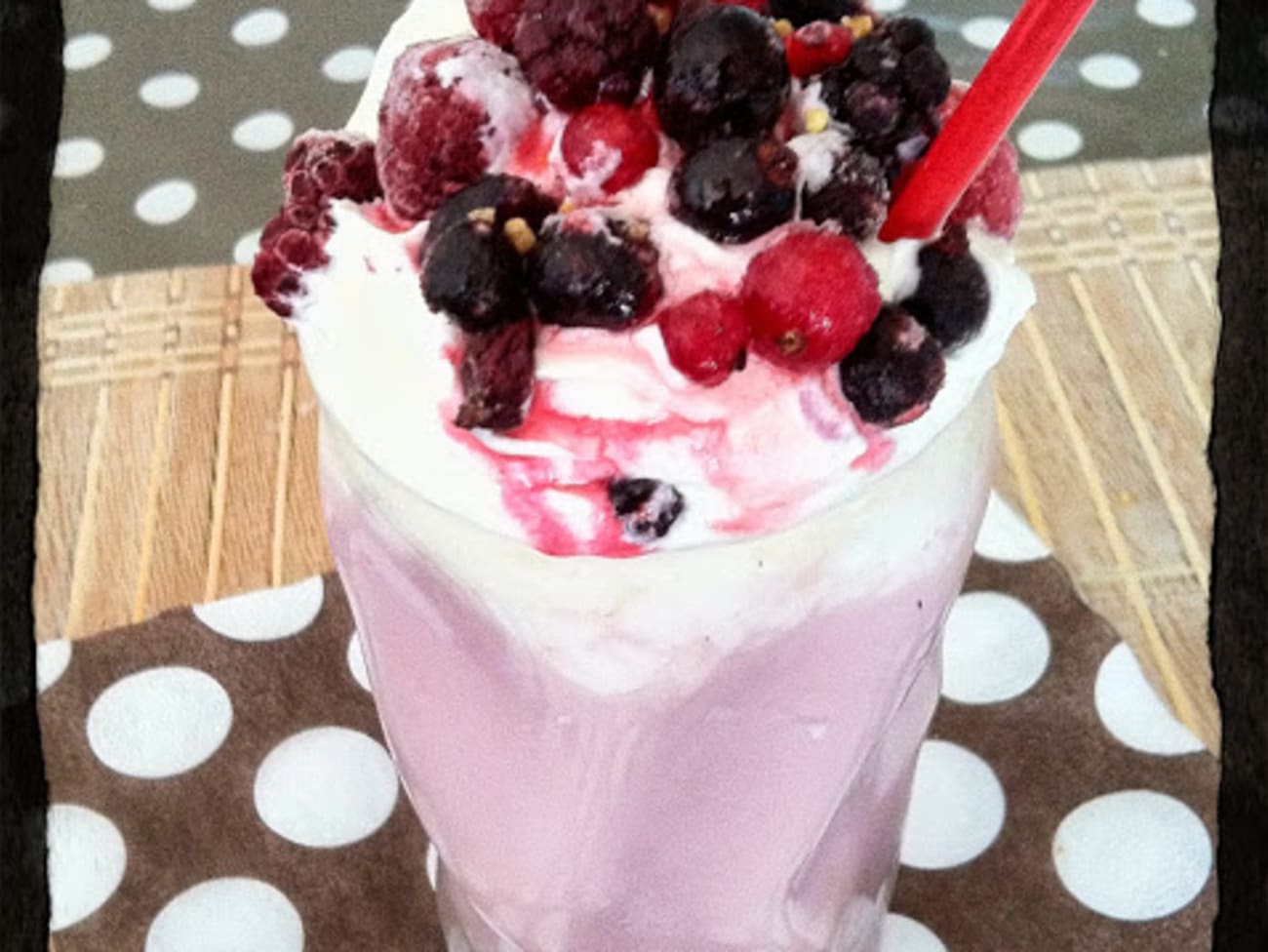 Milkshake fruits rouge - Recette par 1001 Gourmandises