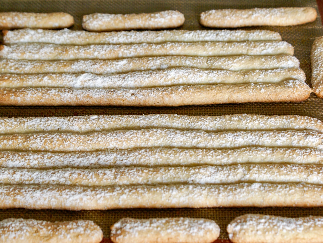 Dacquoise ou Biscuit dacquoise - Recette par Chef Simon