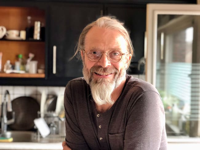 A 18 ans, Chef Simon s’émancipe et reprend son indépendance