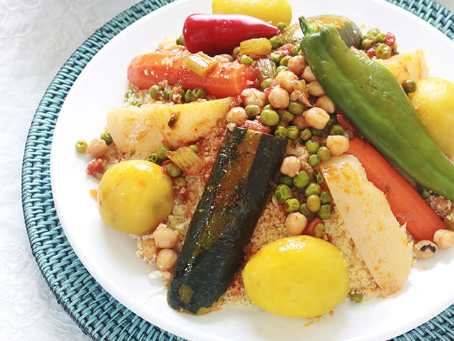 Couscous algérien aux légumes (avec ou sans viande) - Recette par ...