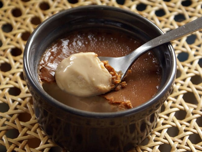 Petits pots de crème chocolat caramel comme des flans - Recette par ...