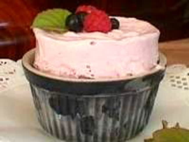 Soufflé glacé aux fruits rouges - Recette par Chef Simon