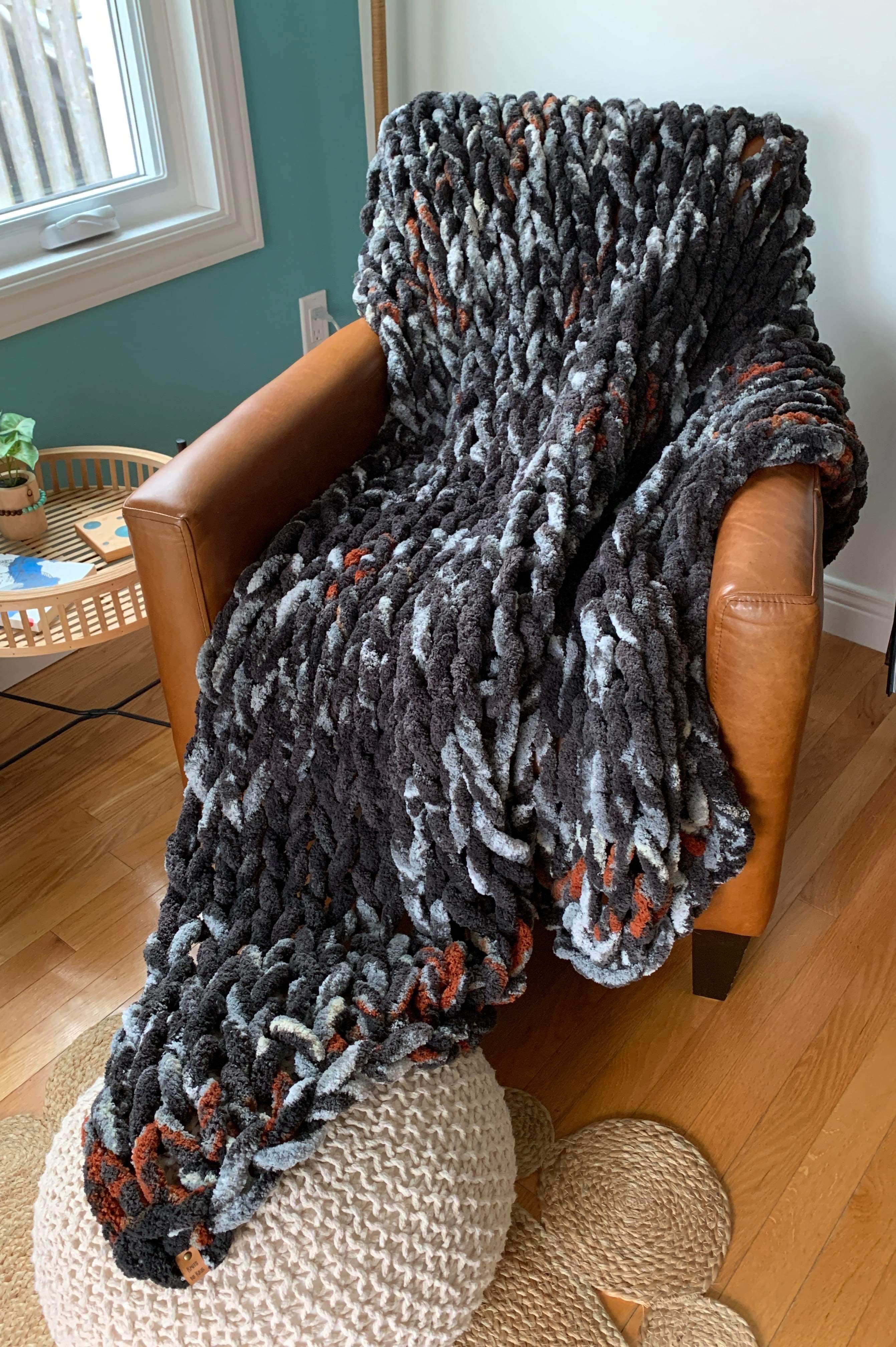 Plush Blanket Raffle to Support Holly’s Haven Wildlife Rescue