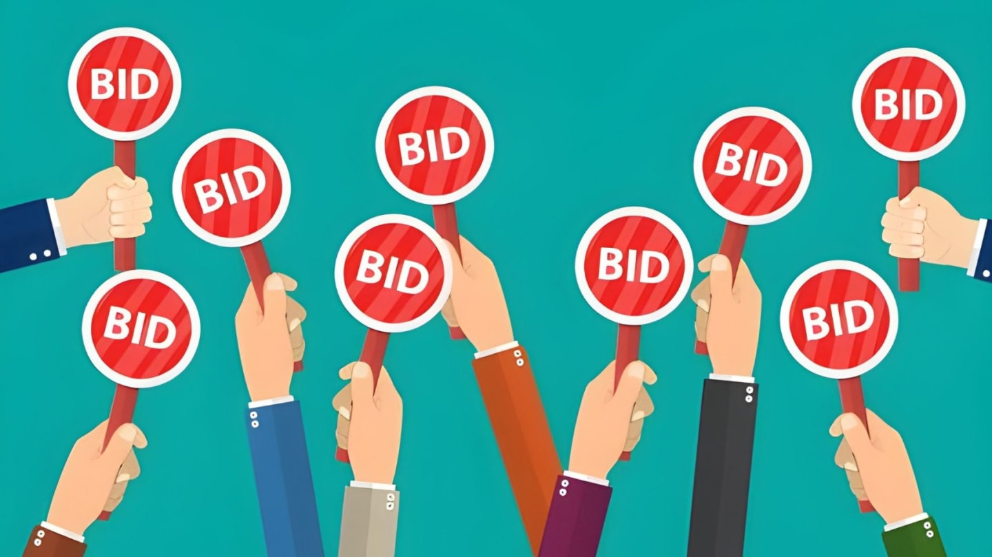 T485 | SF | Silent Auction