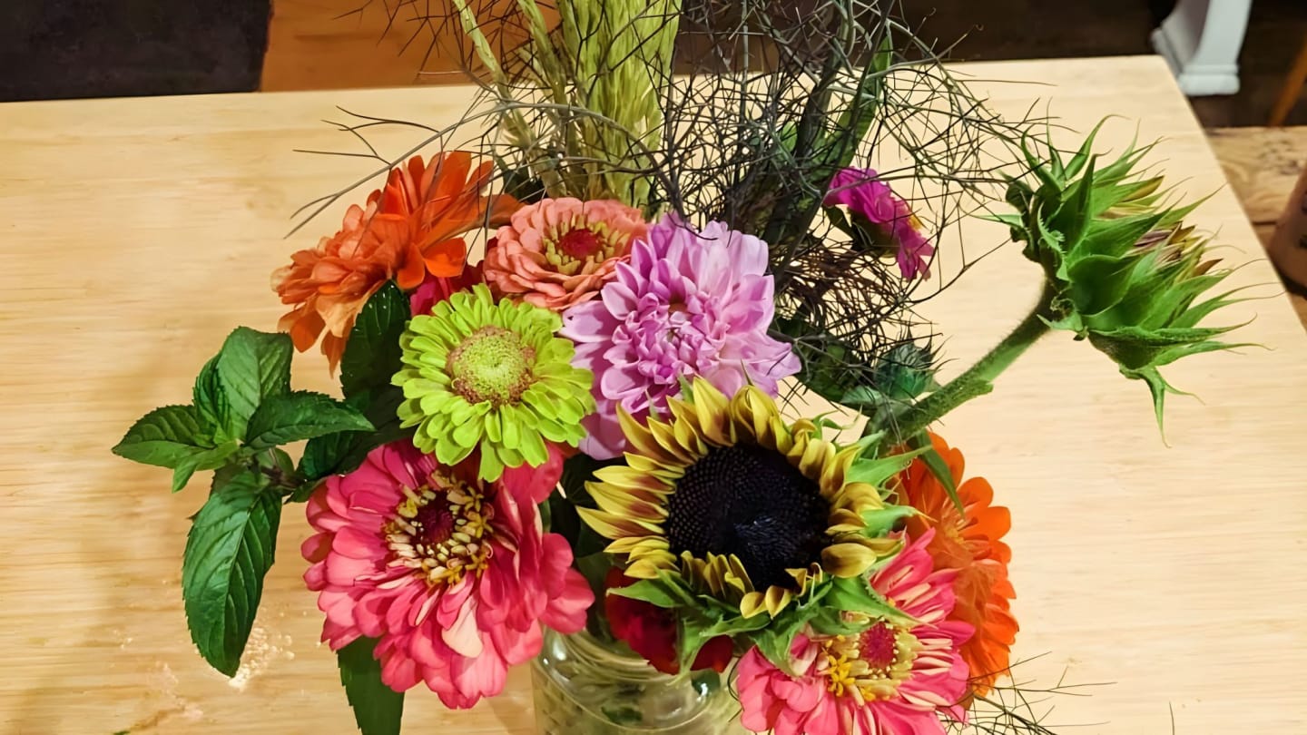 Bouquet Crafting & Flower Design