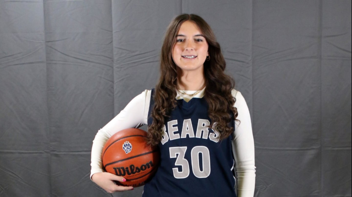 Help Annlyn Pfeiffer reach her goal!
