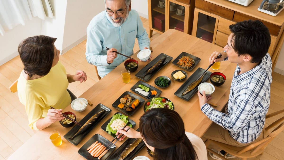40代・50代が振り返る、20年前の食生活 Money Plus