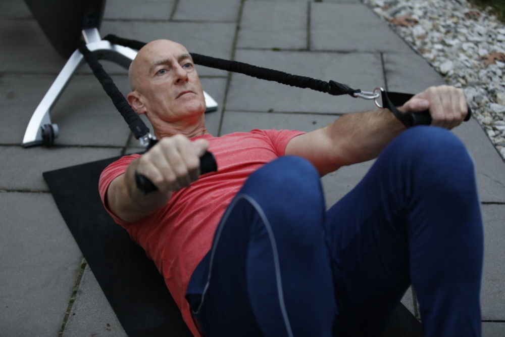 How to use your Hydrow accessories - Hydrow