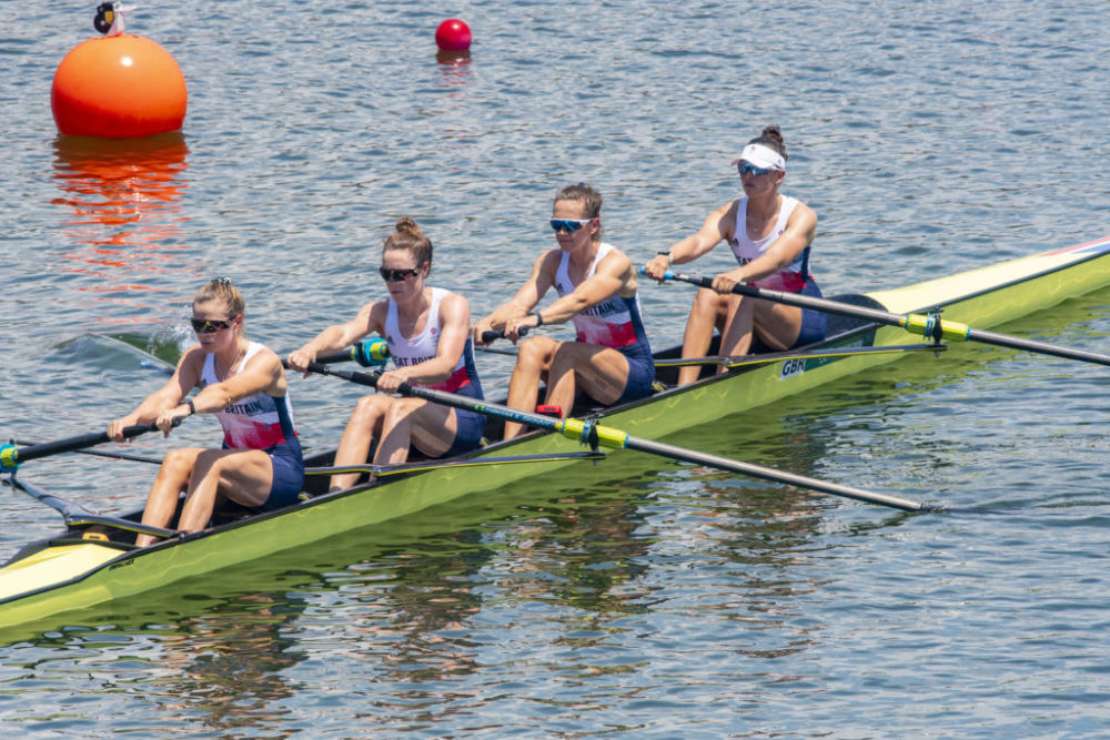 Behind the Oar: The Ultimate Team Player - Hydrow