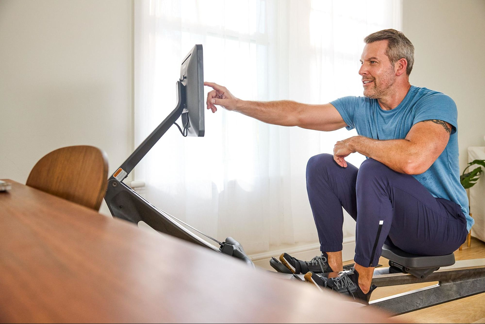 Home Gym vs. Gym Membership: Which Is Right for You? | Hydrow