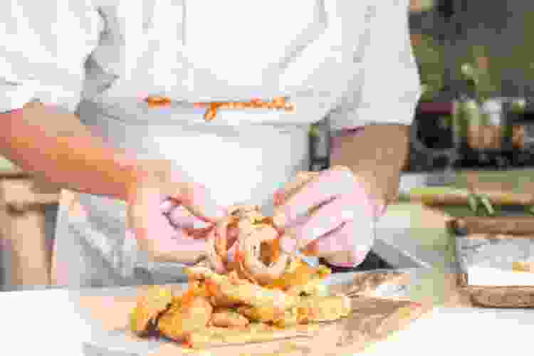 What Is a Sous Chef? | Guide for 2023 | Cozymeal