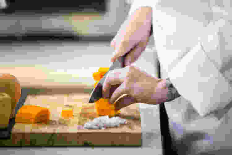 Beginner-Friendly Ways to Learn How to Cook | Cozymeal